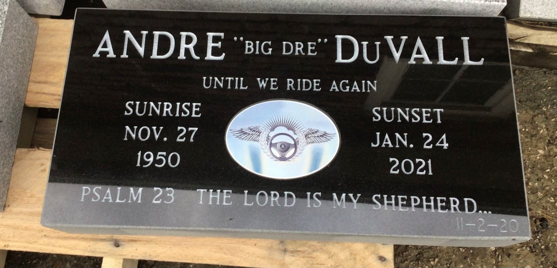 35 Inspirational Bible Verses for Headstones